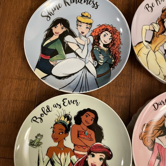 Disney | Dining | Disney Princesses Set 4 Appetizer Plates | Poshmark